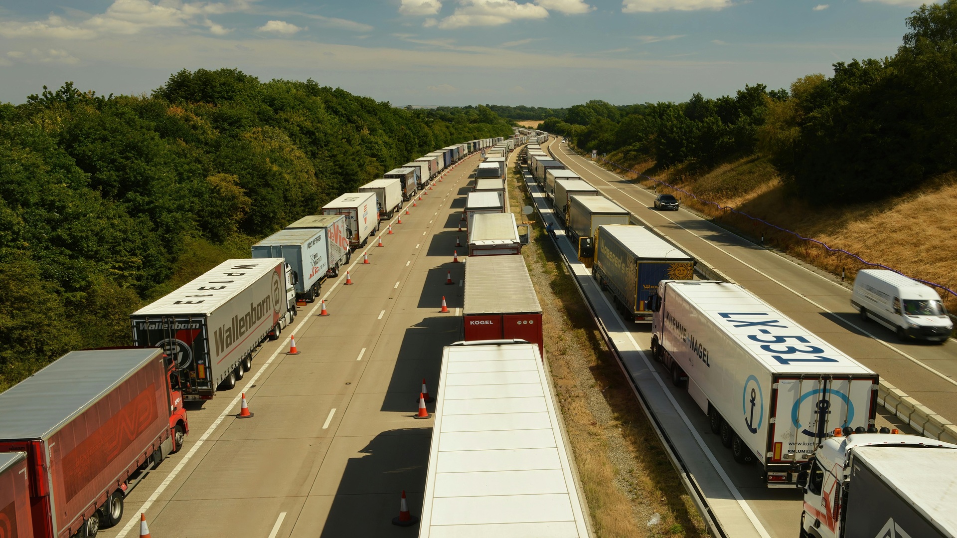 How Global Disruptions Affect Supply Chains | HTR Logistics
